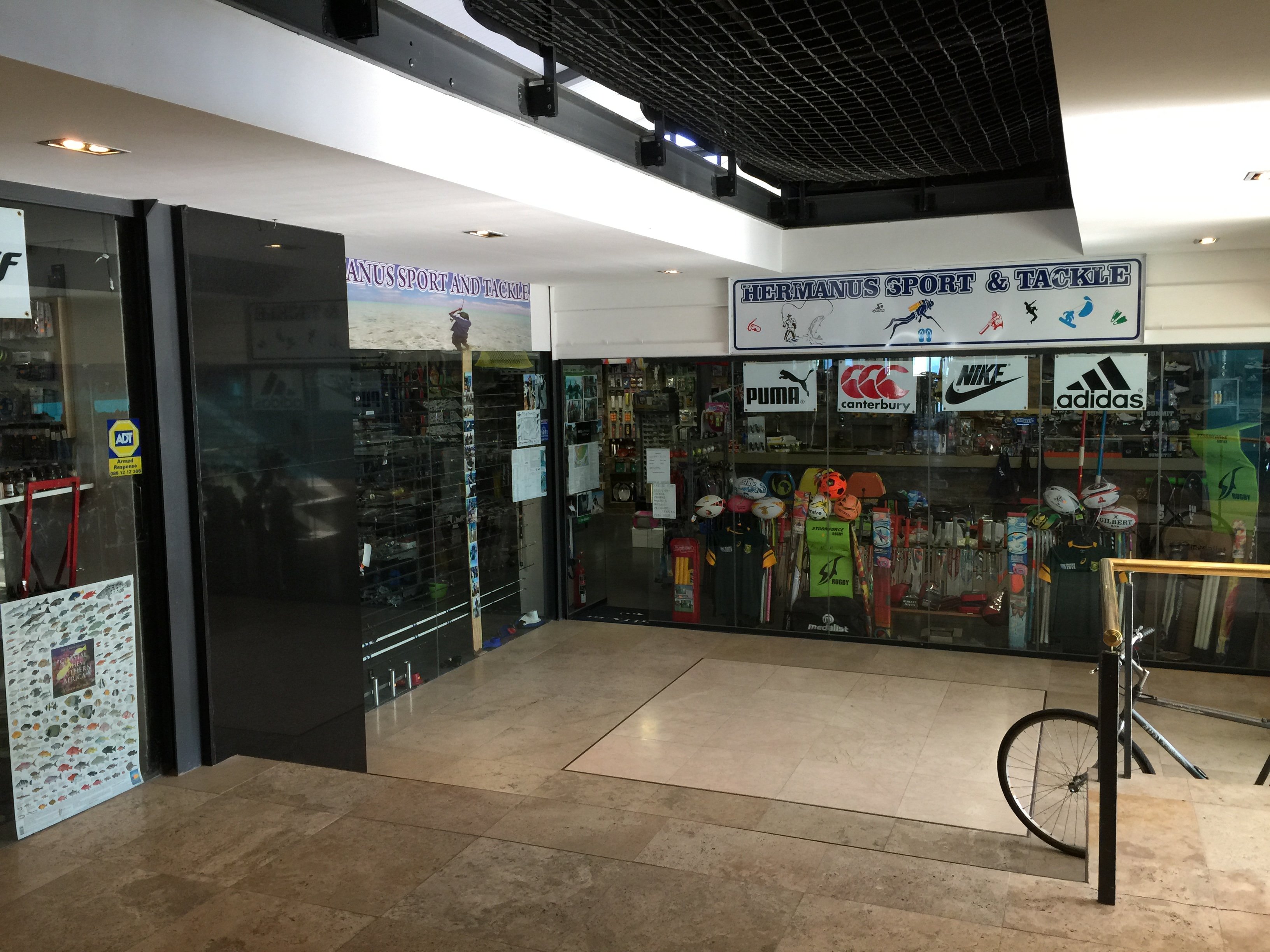 Hermanus Sport & Tackle | Xplorio Hermanus