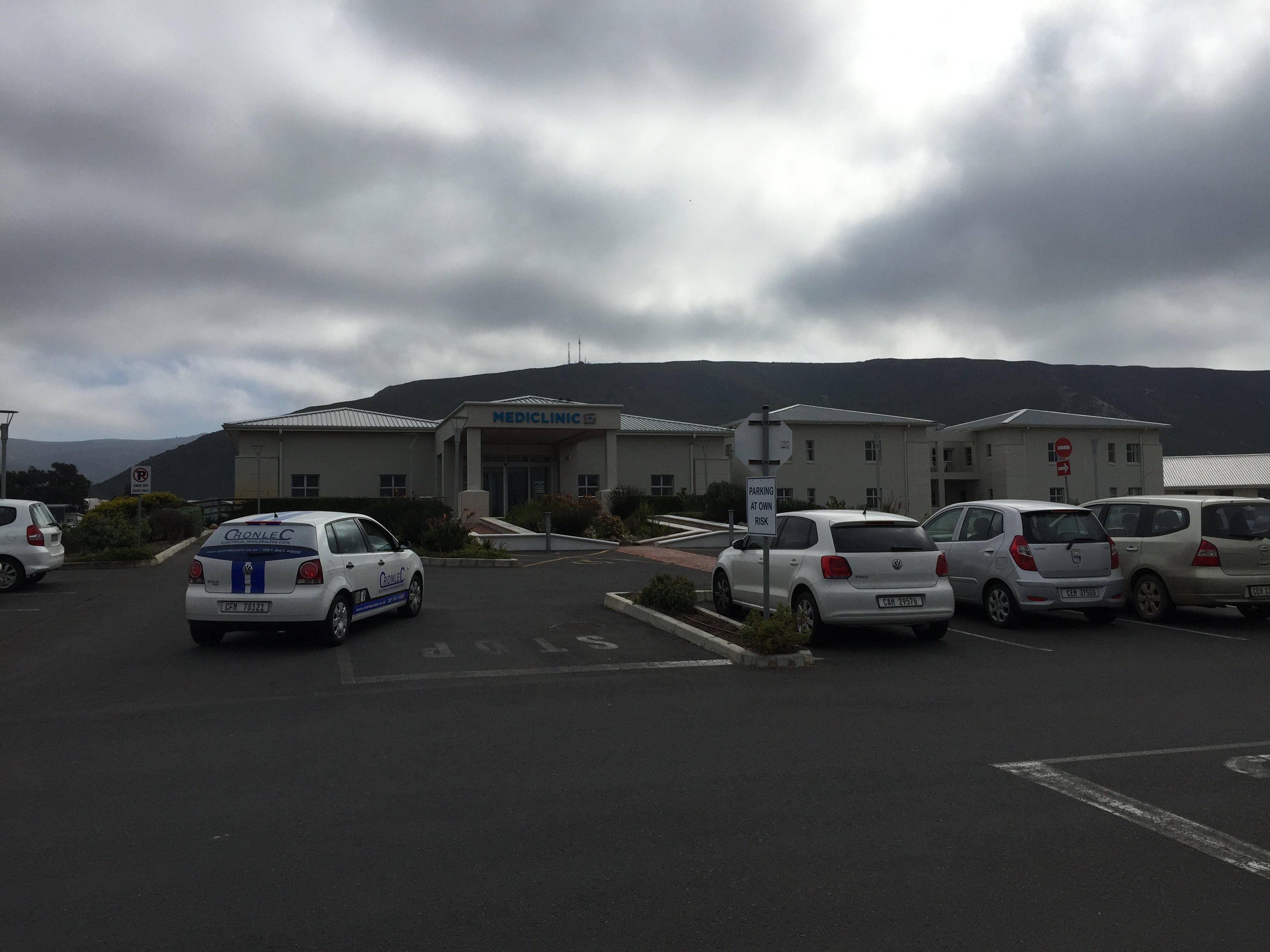 Dr Marius Coetzee | Xplorio Hermanus