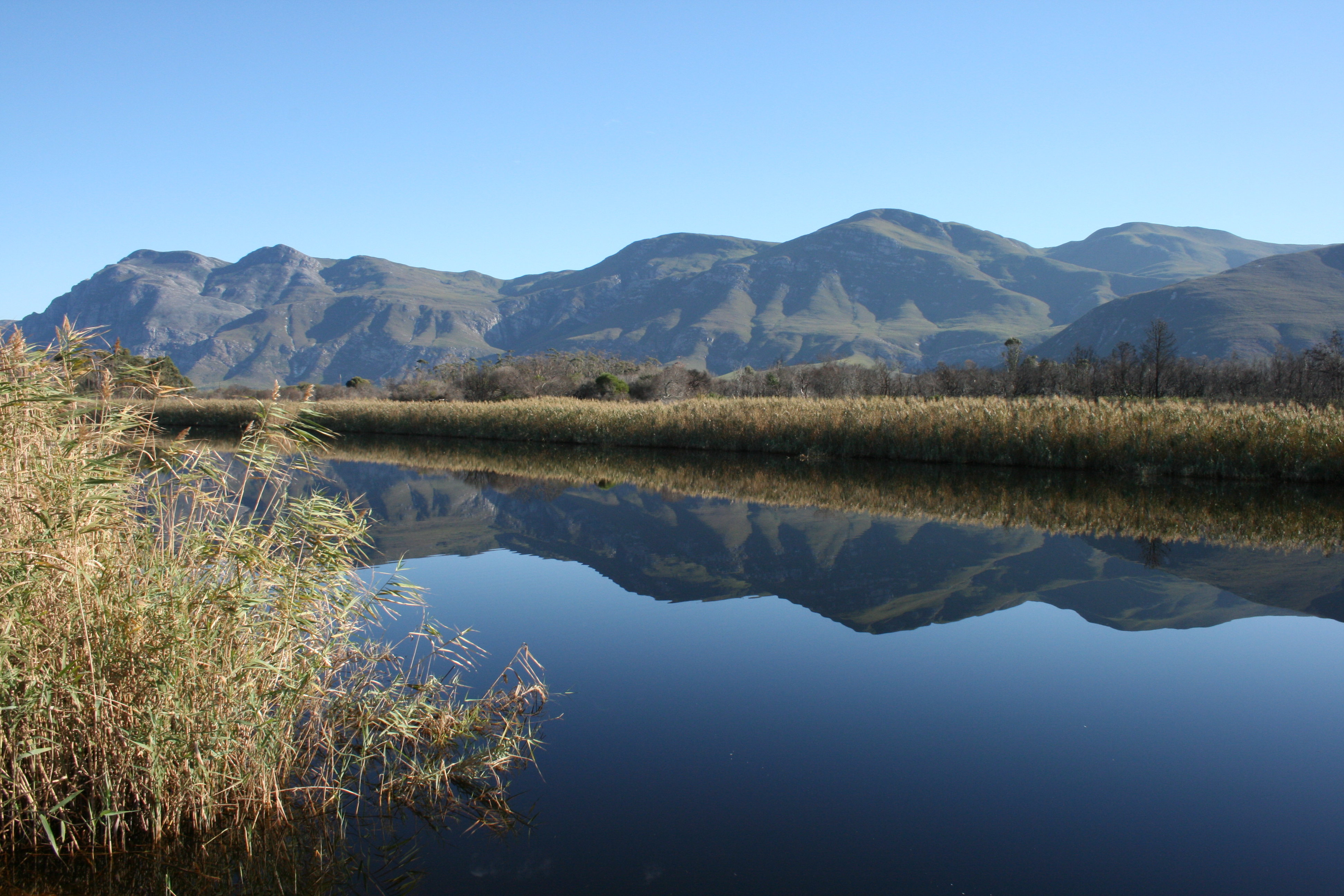 Stanford River Lodge | Xplorio Stanford