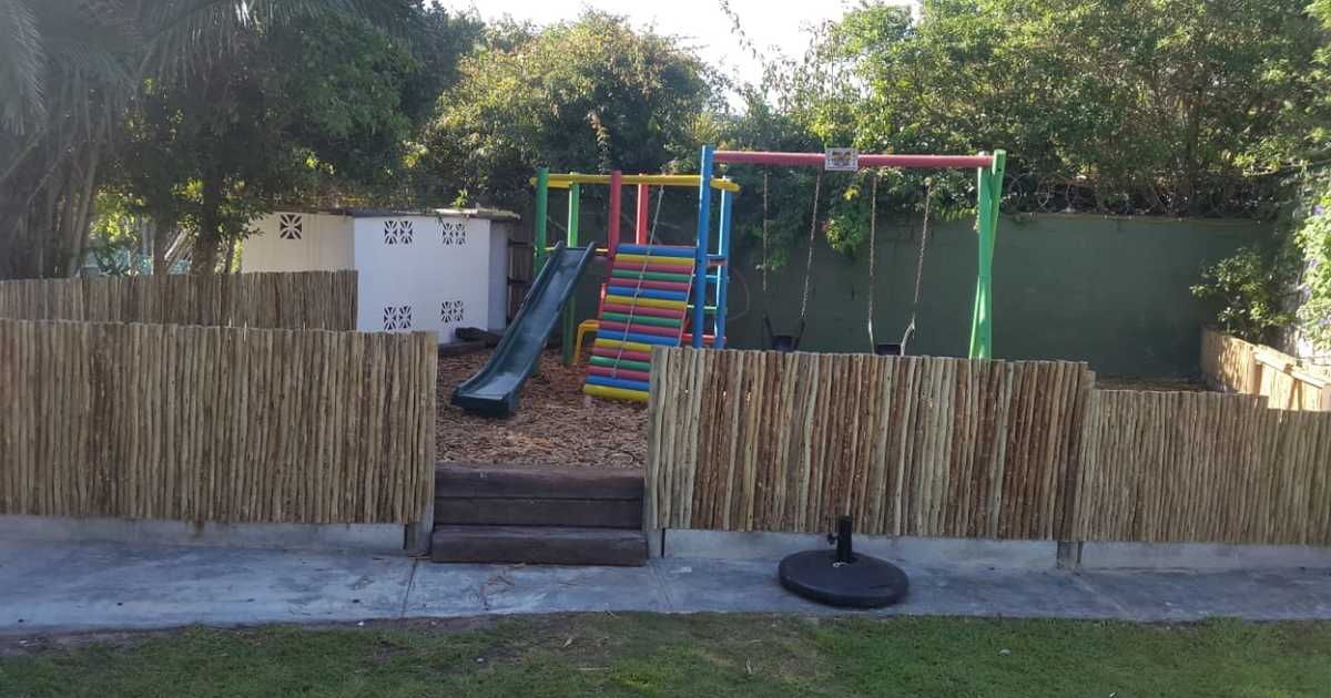 Wooden Dropper Fence - Affordable and Durable - Fynbos Pole Depot ...