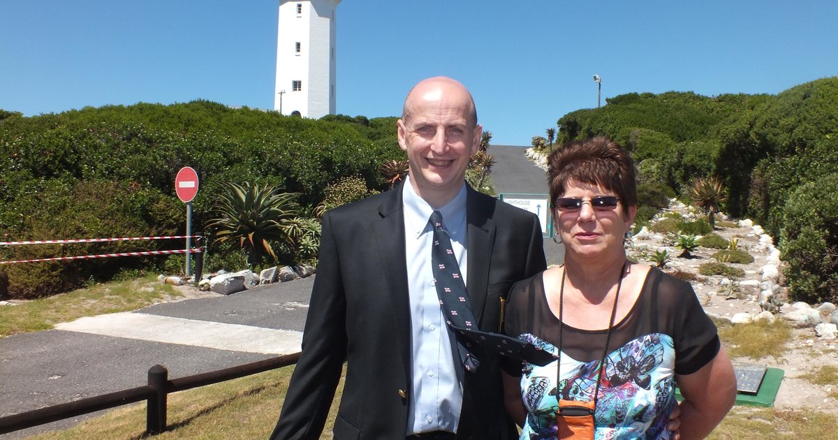 Gansbaai SA en Birkenhead VK smee bande | Gansbaai Explore